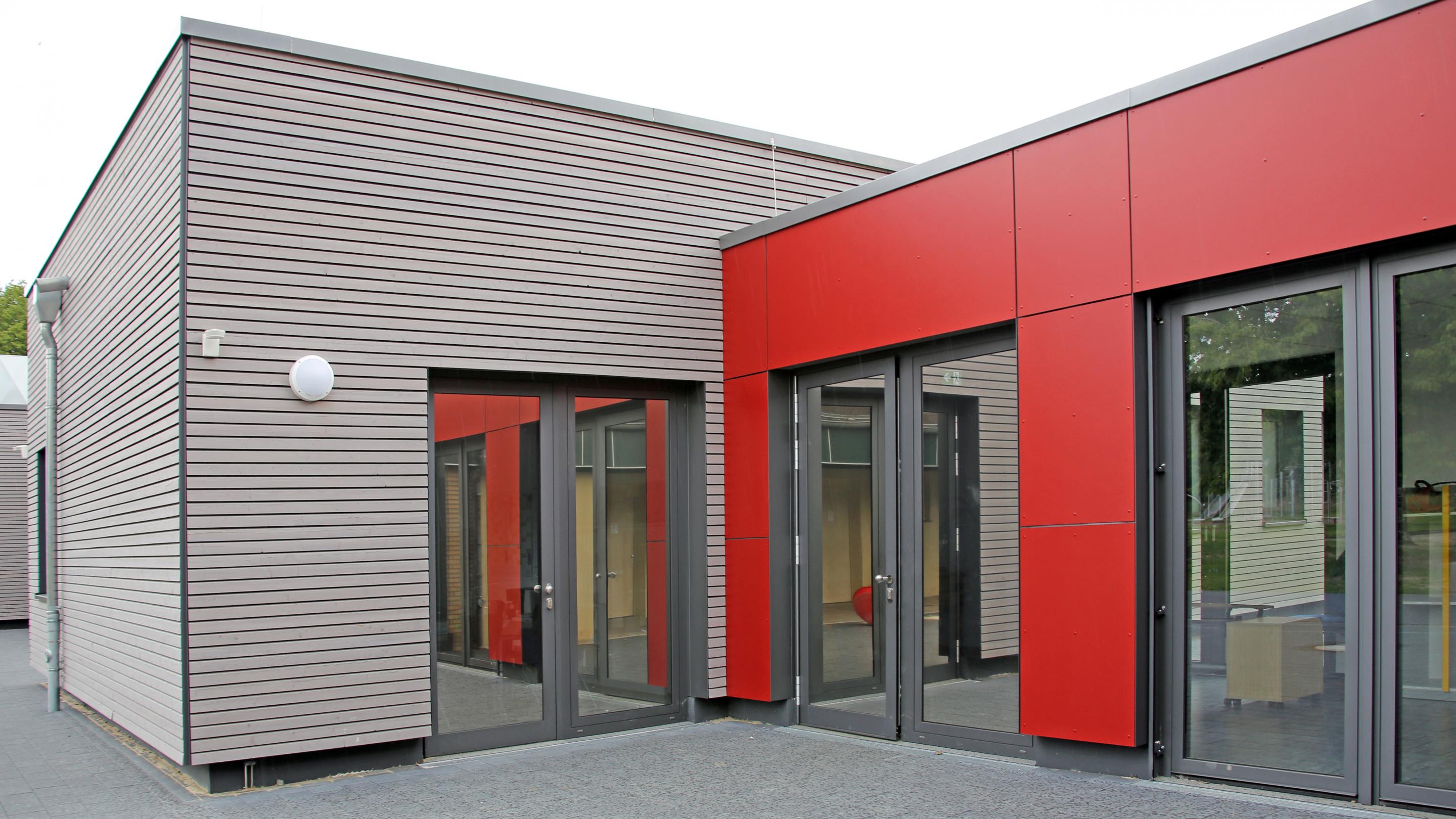Schule in Modulbauweise bietet Platz für fünf neue Gruppen | SÄBU
